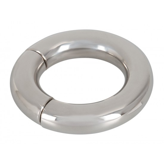 Testicle ring and testicle weight in one! This weighty ball stretcher ...